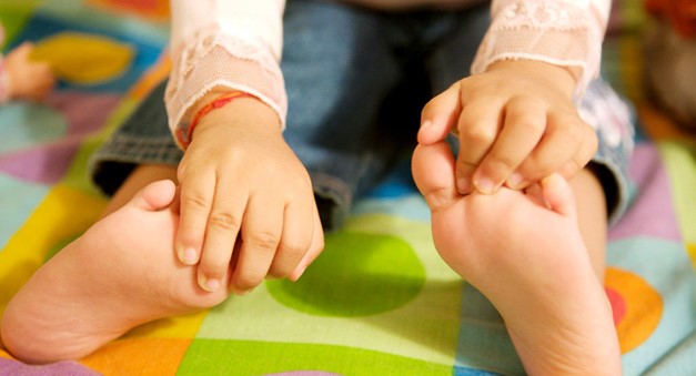 When To Worry About Two Common Foot Problems In Children